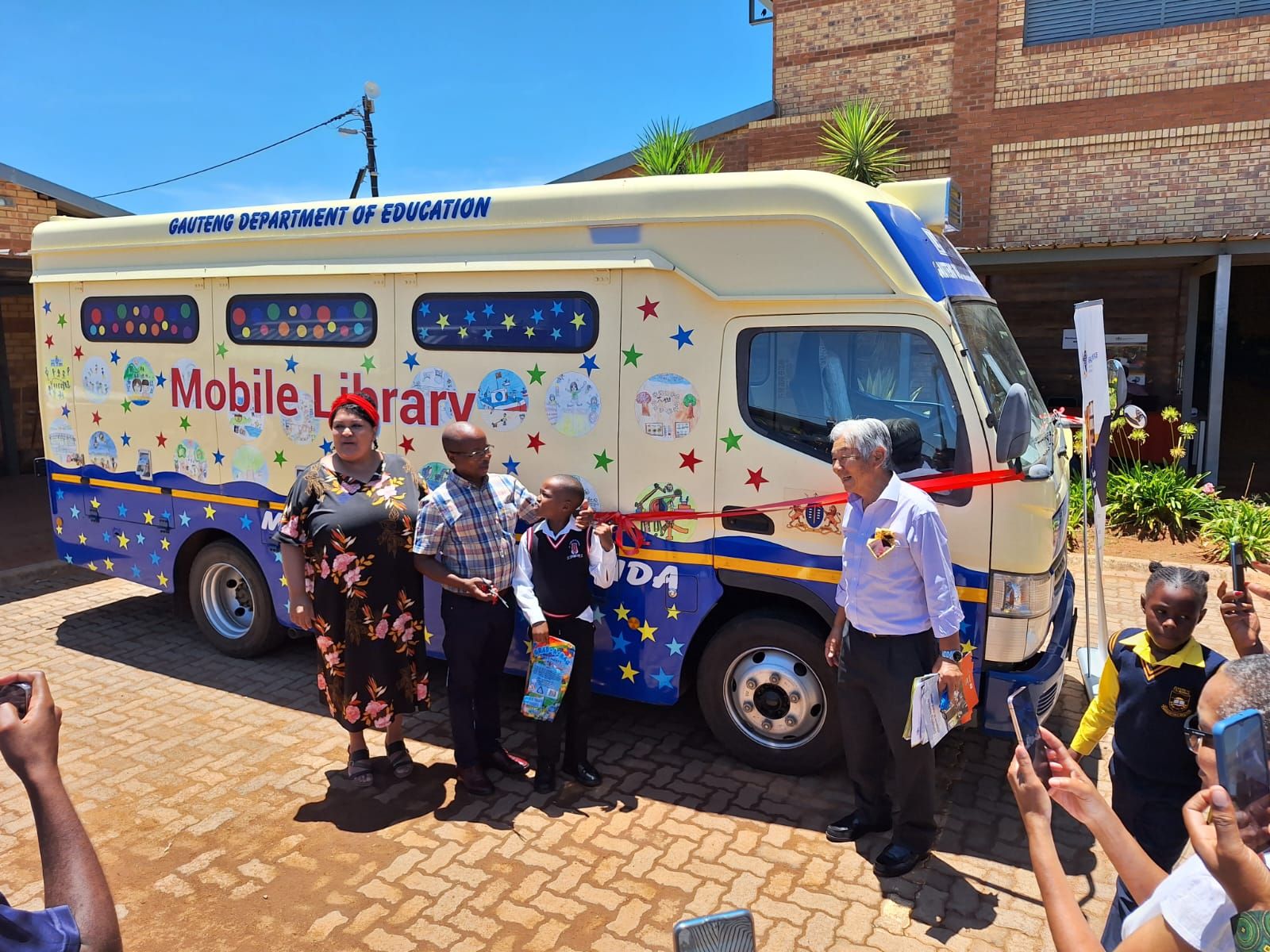 プレトリア北部の中学校の読書式典に参加しました | SAPESI-Japan（南アフリカ初等教育支援の会）